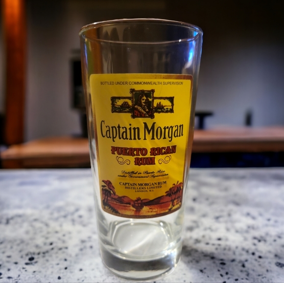 Captain Morgan Rum Co | Dining | Vtg 98 Captain Morgan Co Puerto Rico ...